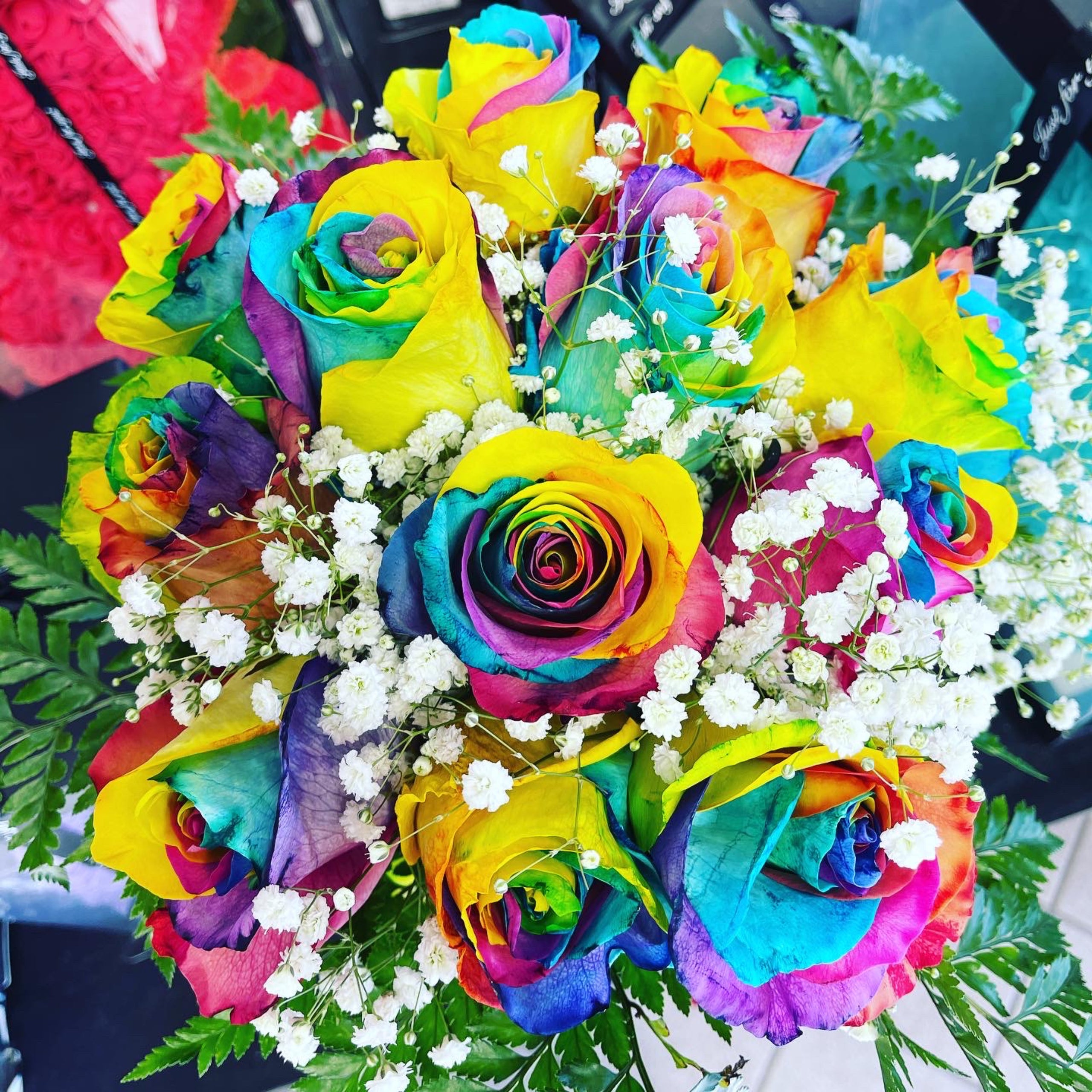 Dozen Rainbow Roses Bouquet | Floraltology
